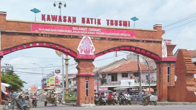 Tempat Wisata Cirebon, 10 Rekomendasi yang Wajib Kalian Kunjungi!